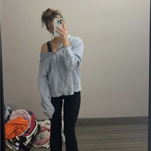 Hannah's Closet (@hannah_june) | Poshmark